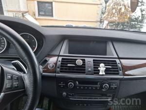 Black BMW X6 2011 in Riga, with an engine capacity of 3.00 L and mileage of 274 thousand km for 13500 €, photo 8 on AUTOMOTO.COM.LV
