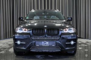 Black BMW X6 2011 in Marijampole, with an engine capacity of 2.99 L and mileage of 177 thousand km for 13950 €, photo 3 on AUTOMOTO.COM.LV