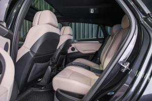 Black BMW X6 2011 in Marijampole, with an engine capacity of 2.99 L and mileage of 177 thousand km for 13950 €, photo 31 on AUTOMOTO.COM.LV