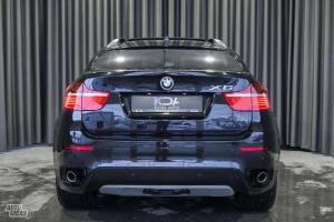 Black BMW X6 2011 in Marijampole, with an engine capacity of 3.00 L and mileage of 177 thousand km for 13950 €, photo 10 on AUTOMOTO.COM.LV
