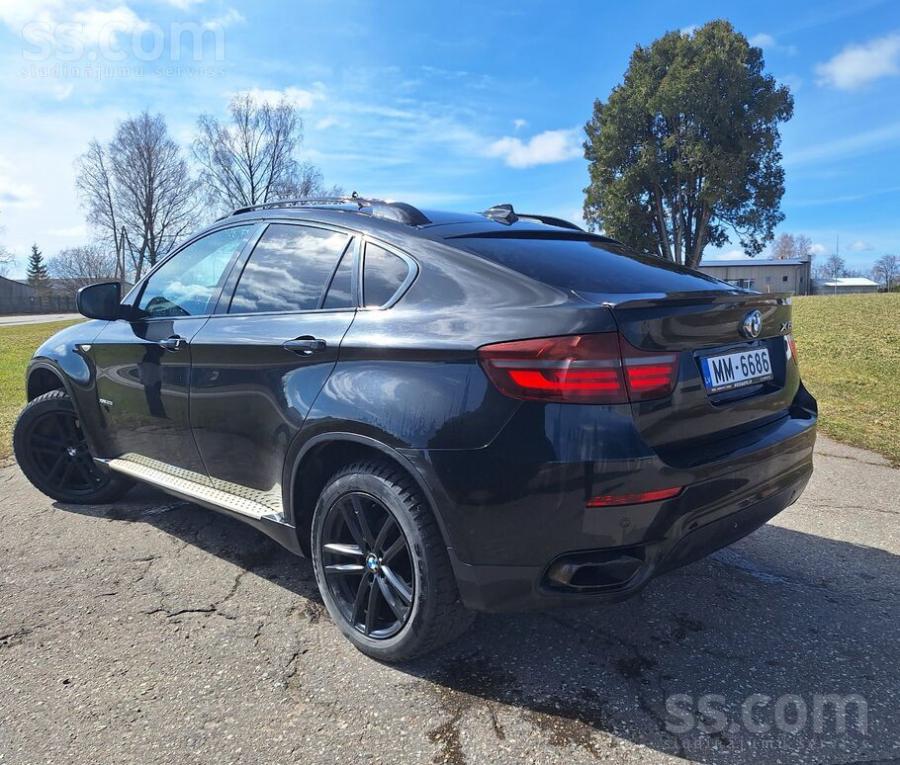 Melns BMW X6 2011 Rīga, ar dzinēja tilpumu 3.00 L un nobraukumu 274 tūkst. km par 11800 €, foto 4 vietnē AUTOMOTO.COM.LV