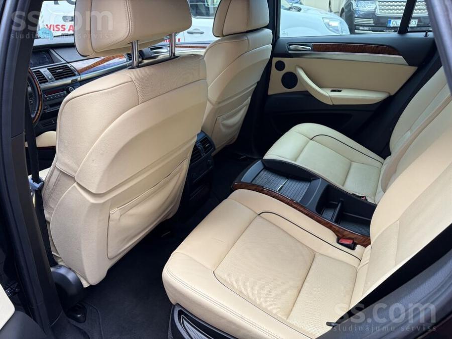 Melns BMW X6 2011 Rīga, ar dzinēja tilpumu 3.00 L un nobraukumu 201 tūkst. km par 11900 €, foto 8 vietnē AUTOMOTO.COM.LV