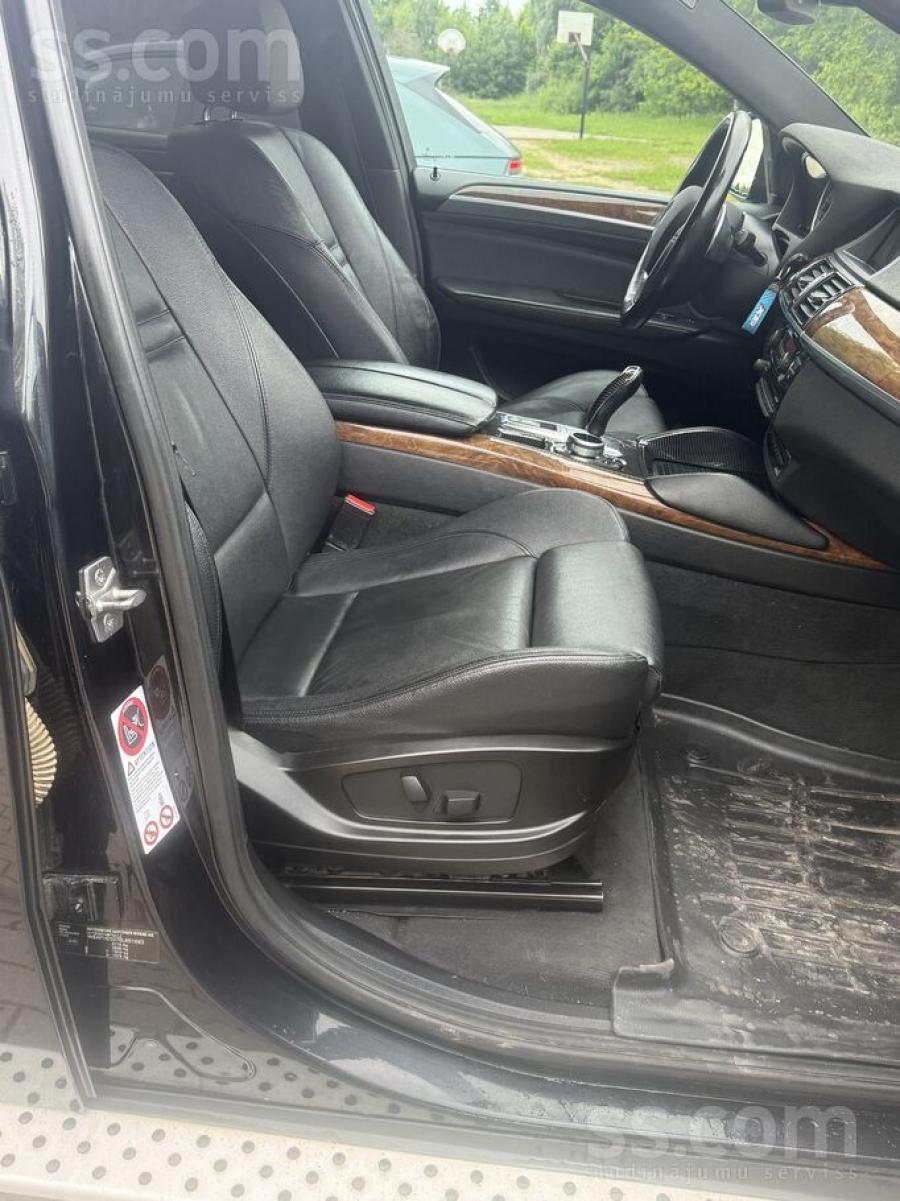Melns BMW X6 2011 Rīga, ar dzinēja tilpumu 3.00 L un nobraukumu 0 tūkst. km par 13499 €, foto 16 vietnē AUTOMOTO.COM.LV