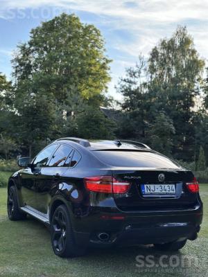 Melns BMW X6 2011 Daugavpils, ar dzinēja tilpumu 3.00 L un nobraukumu 203 tūkst. km par 14000 €, foto 4 vietnē AUTOMOTO.COM.LV
