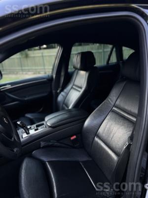 Melns BMW X6 2011 Daugavpils, ar dzinēja tilpumu 3.00 L un nobraukumu 203 tūkst. km par 14000 €, foto 10 vietnē AUTOMOTO.COM.LV