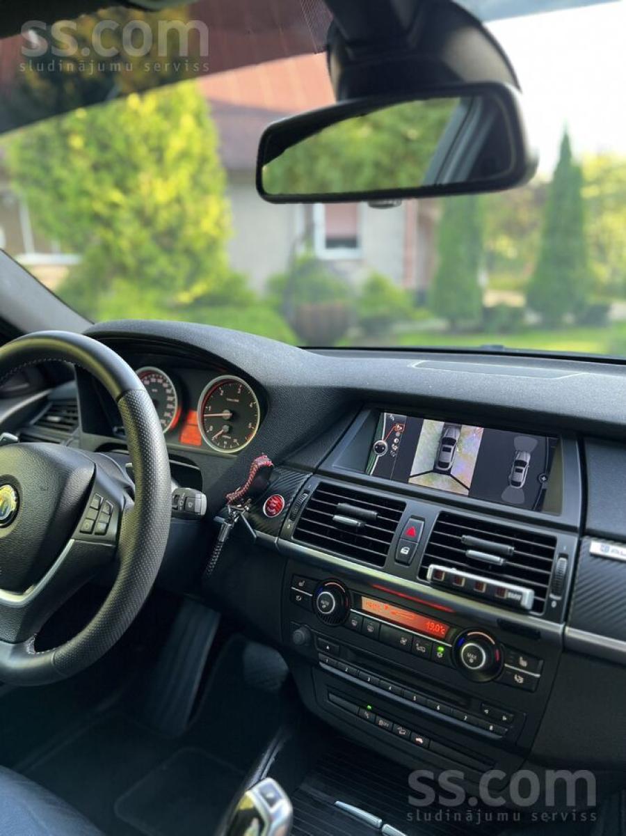 Melns BMW X6 2011 Daugavpils, ar dzinēja tilpumu 3.00 L un nobraukumu 203 tūkst. km par 14000 €, foto 12 vietnē AUTOMOTO.COM.LV