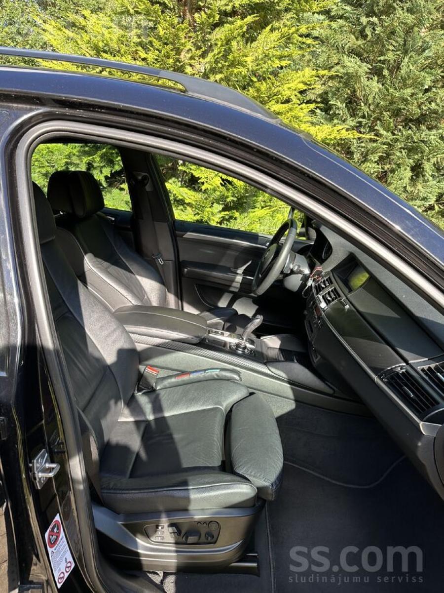 Melns BMW X6 2011 Daugavpils, ar dzinēja tilpumu 3.00 L un nobraukumu 203 tūkst. km par 14000 €, foto 14 vietnē AUTOMOTO.COM.LV