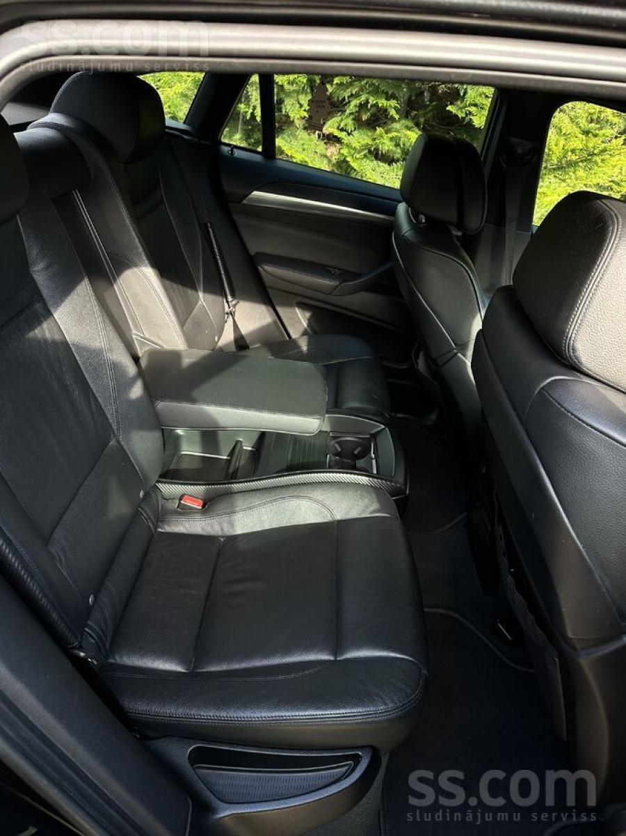 Melns BMW X6 2011 Daugavpils, ar dzinēja tilpumu 3.00 L un nobraukumu 203 tūkst. km par 14000 €, foto 15 vietnē AUTOMOTO.COM.LV
