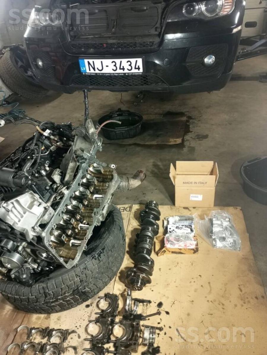 Melns BMW X6 2011 Daugavpils, ar dzinēja tilpumu 3.00 L un nobraukumu 203 tūkst. km par 14000 €, foto 17 vietnē AUTOMOTO.COM.LV