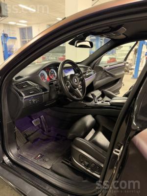 Melns BMW X6 2011 Rīga, ar dzinēja tilpumu 3.00 L un nobraukumu 300 tūkst. km par 17000 €, foto 24 vietnē AUTOMOTO.COM.LV
