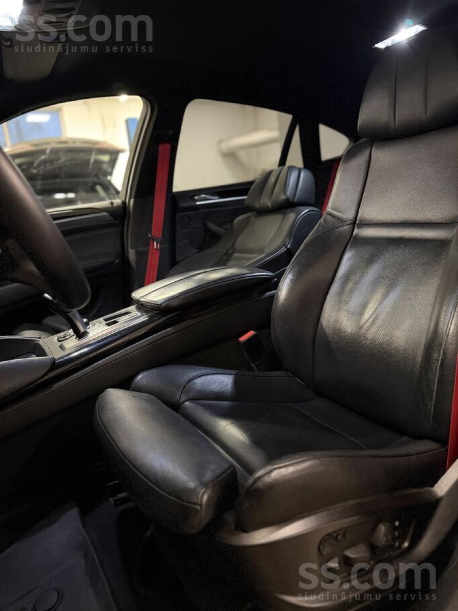 Melns BMW X6 2011 Rīga, ar dzinēja tilpumu 3.00 L un nobraukumu 300 tūkst. km par 17000 €, foto 34 vietnē AUTOMOTO.COM.LV