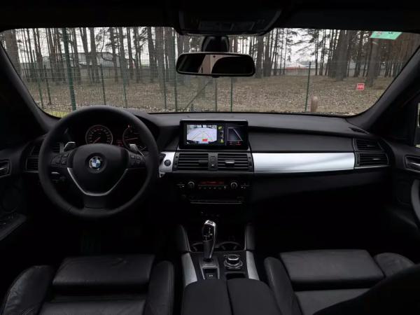 Black BMW X6 2011 in Riga, with an engine capacity of 3.00 L and mileage of 237 thousand km for 9000 €, photo 7 on AUTOMOTO.COM.LV