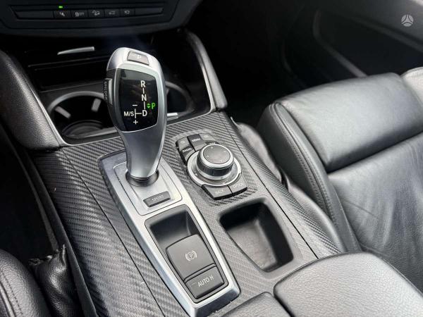 Black BMW X6 2011 in Siauliai, with an engine capacity of 2.99 L and mileage of 321 thousand km for 9050 €, photo 8 on AUTOMOTO.COM.LV