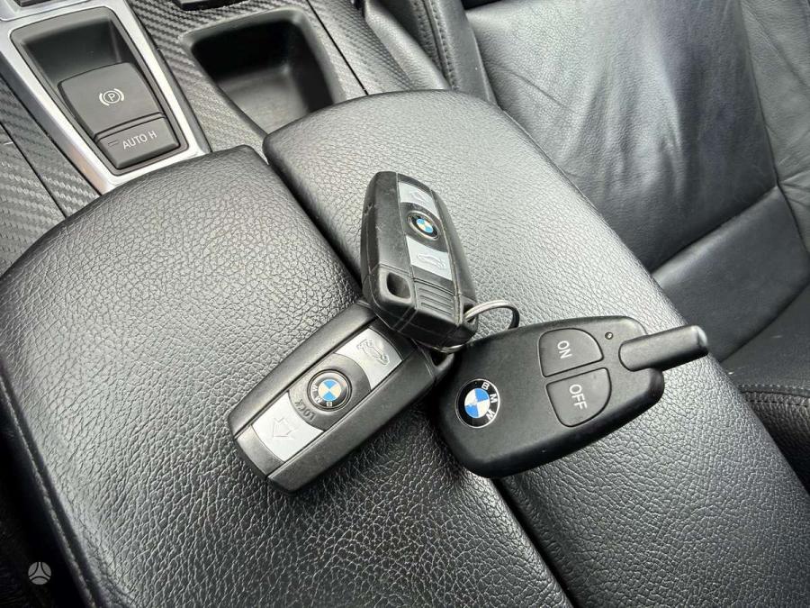 Melns BMW X6 2011 Šauļi, ar dzinēja tilpumu 2.99 L un nobraukumu 321 tūkst. km par 9050 €, foto 21 vietnē AUTOMOTO.COM.LV