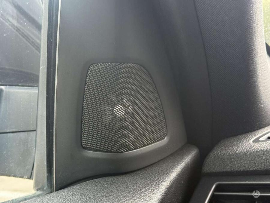 Melns BMW X6 2011 Šauļi, ar dzinēja tilpumu 2.99 L un nobraukumu 321 tūkst. km par 9050 €, foto 23 vietnē AUTOMOTO.COM.LV