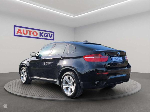 Black BMW X6 2011 in Vilnius, with an engine capacity of 3.00 L and mileage of 237 thousand km for 10999 €, photo 3 on AUTOMOTO.COM.LV