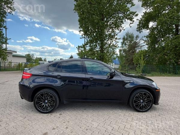 Black BMW X6 2011 in Riga, with an engine capacity of 4.40 L and mileage of 220 thousand km for 17900 €, photo 6 on AUTOMOTO.COM.LV