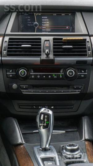Black BMW X6 2011 in Riga, with an engine capacity of 3.00 L and mileage of 230 thousand km for 12190 €, photo 13 on AUTOMOTO.COM.LV