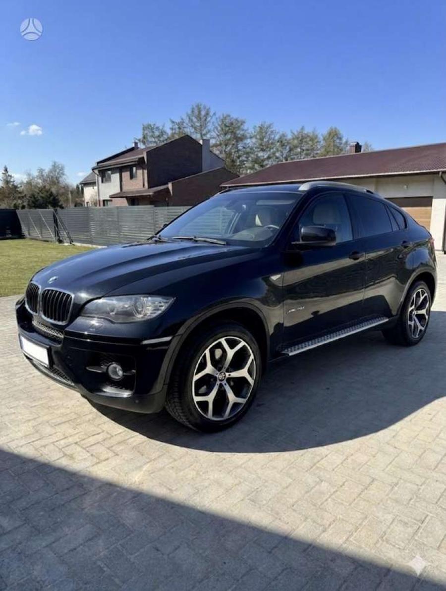Black BMW X6 2011 in Kaunas, with an engine capacity of 2.99 L and mileage of 245 thousand km for 10500 €, photo 3 on AUTOMOTO.COM.LV