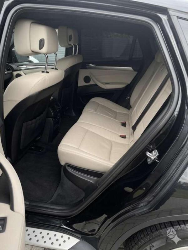 Black BMW X6 2011 in Kaunas, with an engine capacity of 2.99 L and mileage of 245 thousand km for 10500 €, photo 5 on AUTOMOTO.COM.LV