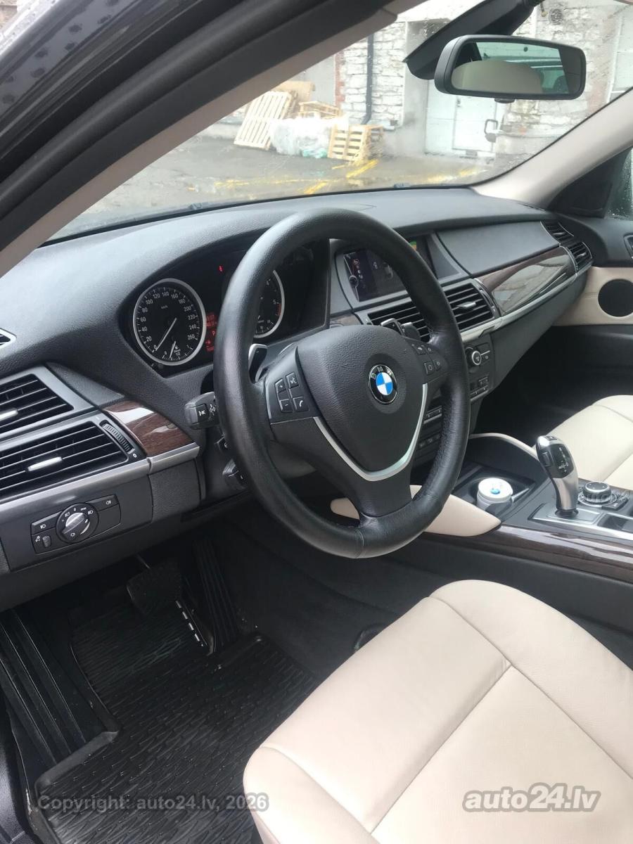 Black BMW X6 2011 in Tallinn, with an engine capacity of 3.00 L and mileage of 159 thousand km for 18000 €, photo 8 on AUTOMOTO.COM.LV
