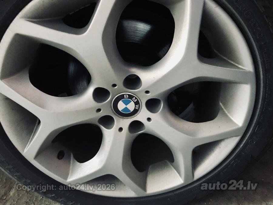 Black BMW X6 2011 in Tallinn, with an engine capacity of 3.00 L and mileage of 159 thousand km for 18000 €, photo 13 on AUTOMOTO.COM.LV