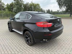 Black BMW X6 2011 in Marijampole, with an engine capacity of 2.99 L and mileage of 226 thousand km for 12500 €, photo 4 on AUTOMOTO.COM.LV