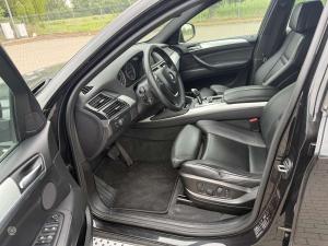 Black BMW X6 2011 in Marijampole, with an engine capacity of 2.99 L and mileage of 226 thousand km for 12500 €, photo 10 on AUTOMOTO.COM.LV