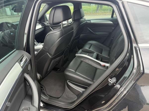 Melns BMW X6 2011 Marijampole, ar dzinēja tilpumu 2.99 L un nobraukumu 226 tūkst. km par 12500 €, foto 10 vietnē AUTOMOTO.COM.LV