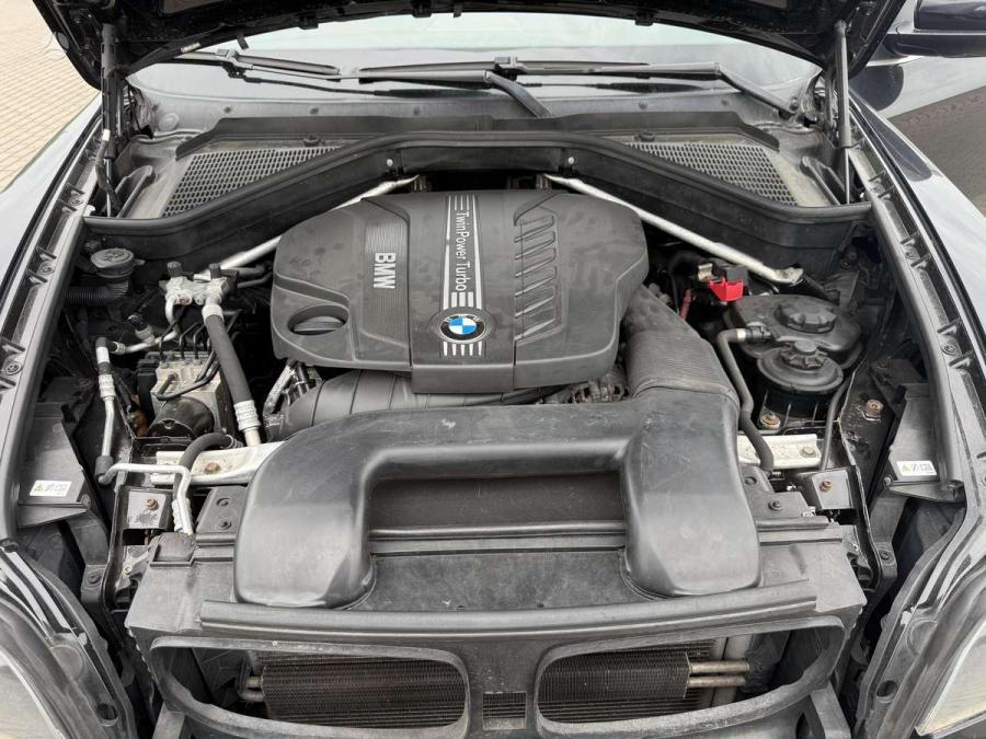 Black BMW X6 2011 in Marijampole, with an engine capacity of 2.99 L and mileage of 226 thousand km for 12500 €, photo 18 on AUTOMOTO.COM.LV