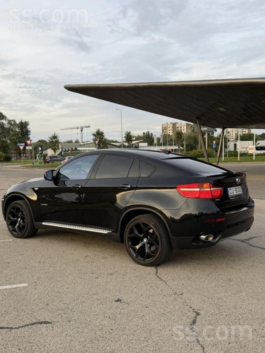 Melns BMW X6 2011 Rīga, ar dzinēja tilpumu 3.00 L un nobraukumu 289 tūkst. km par 12600 €, foto 3 vietnē AUTOMOTO.COM.LV