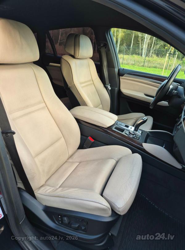 BMW X6 2011 Tallina vietnē Melns BMW X6 2011 Tallina, ar dzinēja tilpumu 3.00 L un nobraukumu 0 tūkst. km par 9999 €, foto 9 vietnē AUTOMOTO.COM.LV