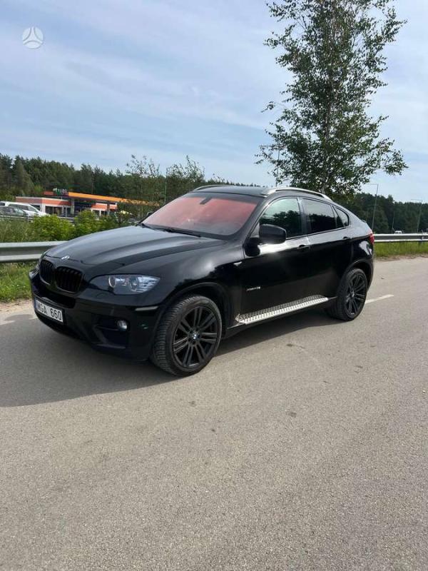 BMW X6 2011 Viļņa vietnē Melns BMW X6 2011 Viļņa, ar dzinēja tilpumu 2.99 L un nobraukumu 159 tūkst. km par 11800 €, foto 1 vietnē AUTOMOTO.COM.LV