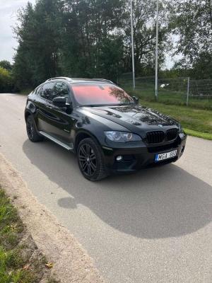 Black BMW X6 2011 in Vilnius, with an engine capacity of 2.99 L and mileage of 159 thousand km for 11800 €, photo 4 on AUTOMOTO.COM.LV