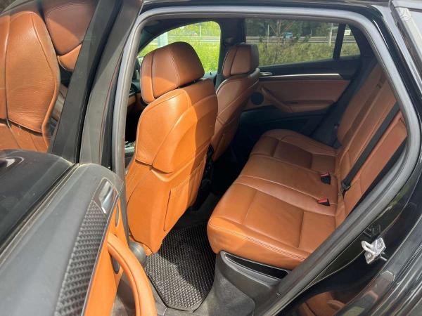 BMW X6 2011 Viļņa vietnē Melns BMW X6 2011 Viļņa, ar dzinēja tilpumu 2.99 L un nobraukumu 159 tūkst. km par 11800 €, foto 6 vietnē AUTOMOTO.COM.LV