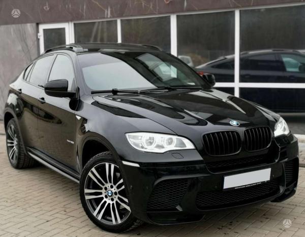 BMW X6 2011 Viļņa vietnē Melns BMW X6 2011 Viļņa, ar dzinēja tilpumu 3.00 L un nobraukumu 210 tūkst. km par 10600 €, foto 1 vietnē AUTOMOTO.COM.LV