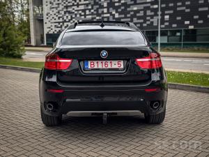 Black BMW X6 2012 in Jelgava, with an engine capacity of 3.00 L and mileage of 0 thousand km for 10000 €, photo 4 on AUTOMOTO.COM.LV