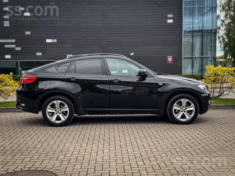 Black BMW X6 2012 in Jelgava, with an engine capacity of 3.00 L and mileage of 0 thousand km for 10000 €, photo 7 on AUTOMOTO.COM.LV