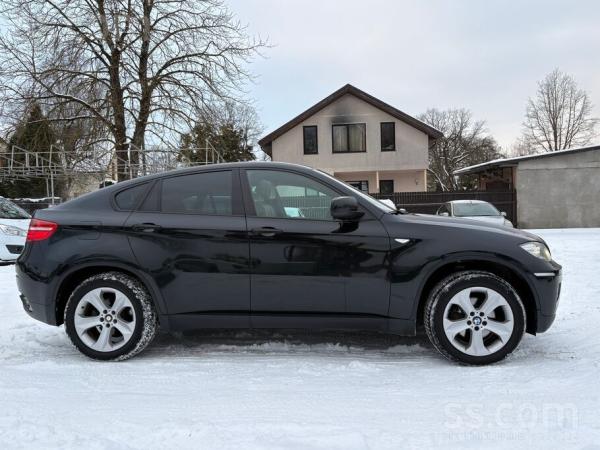 Black BMW X6 2012 in Riga, with an engine capacity of 3.00 L and mileage of 0 thousand km for 14000 €, photo 2 on AUTOMOTO.COM.LV