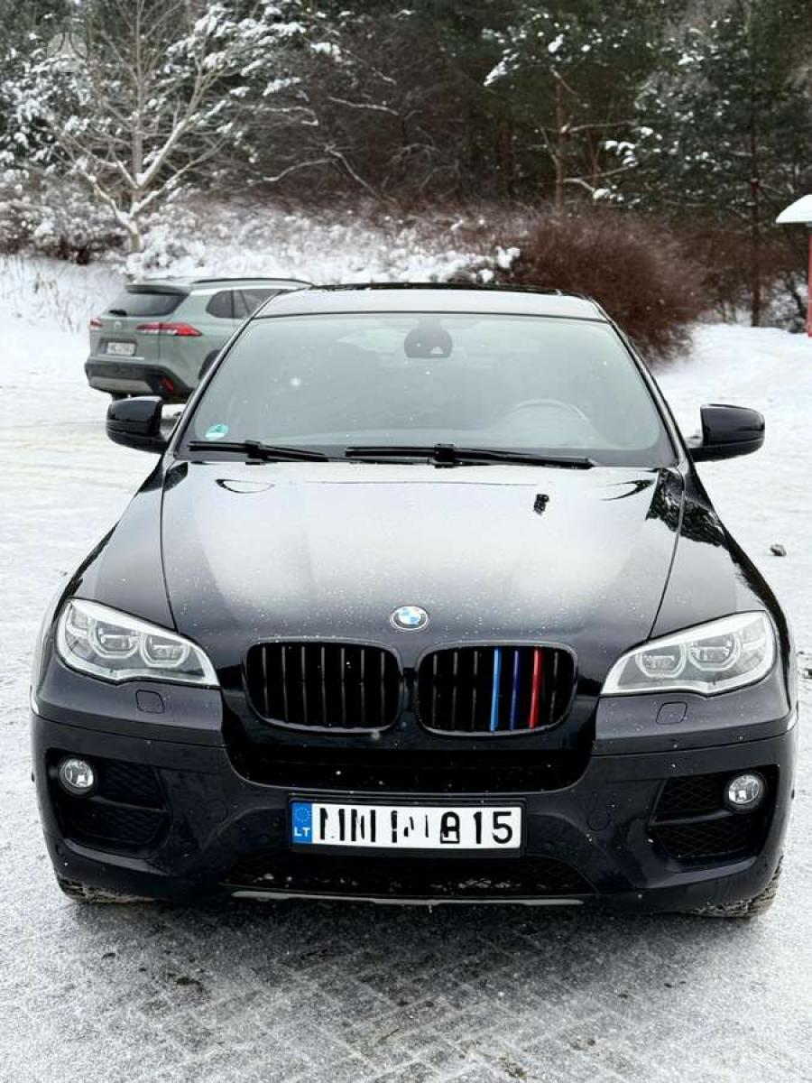 Black BMW X6 2012 in Vilnius, with an engine capacity of 2.99 L and mileage of 191 thousand km for 9800 €, photo 6 on AUTOMOTO.COM.LV