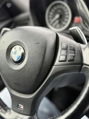 Black BMW X6 2012 in Vilnius, with an engine capacity of 2.99 L and mileage of 191 thousand km for 9800 €, photo 18 on AUTOMOTO.COM.LV