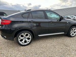 Black BMW X6 2012 in Taurage, with an engine capacity of 2.99 L and mileage of 270 thousand km for 8800 €, photo 7 on AUTOMOTO.COM.LV