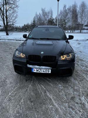 Black BMW X6 2012 in Marijampole, with an engine capacity of 2.99 L and mileage of 233 thousand km for 14800 €, photo 3 on AUTOMOTO.COM.LV