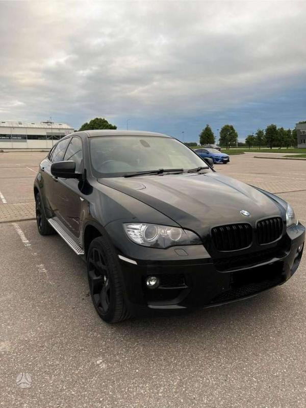 Black BMW X6 2012 in Kaunas, with an engine capacity of 2.99 L and mileage of 201 thousand km for 7800 €, photo 1 on AUTOMOTO.COM.LV