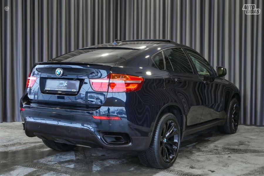 Black BMW X6 2012 in Marijampole, with an engine capacity of 3.00 L and mileage of 252 thousand km for 15250 €, photo 12 on AUTOMOTO.COM.LV