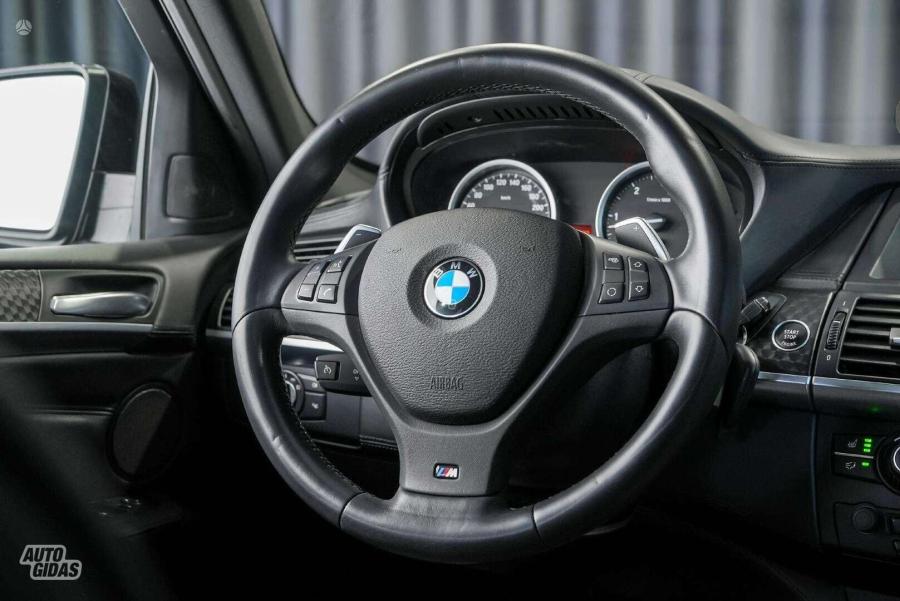 Black BMW X6 2012 in Marijampole, with an engine capacity of 3.00 L and mileage of 252 thousand km for 15250 €, photo 19 on AUTOMOTO.COM.LV