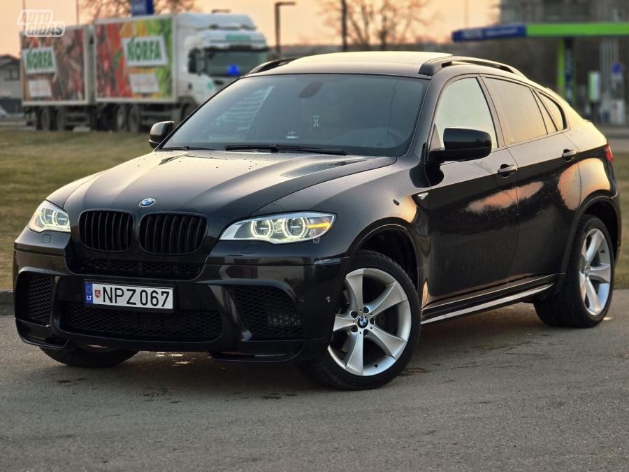 Melns BMW X6 2012 Radviliškis, ar dzinēja tilpumu 3.00 L un nobraukumu 300 tūkst. km par 15900 €, foto 1 vietnē AUTOMOTO.COM.LV