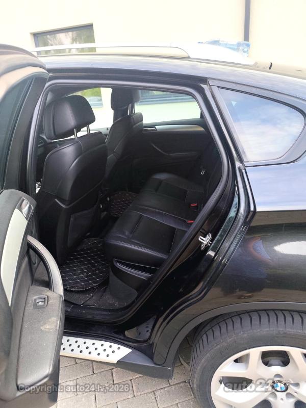 Melns BMW X6 2012 Tallina, ar dzinēja tilpumu 3.00 L un nobraukumu 286 tūkst. km par 10500 €, foto 6 vietnē AUTOMOTO.COM.LV