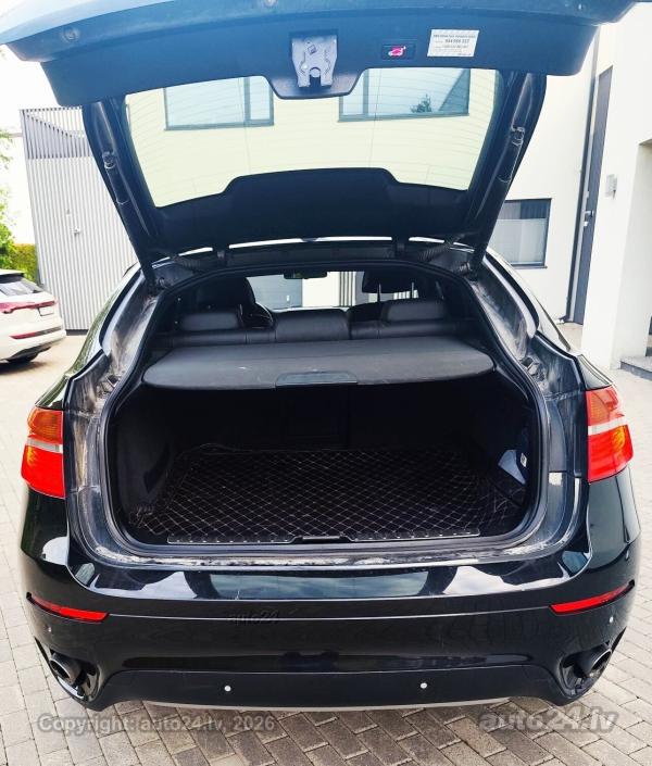 Melns BMW X6 2012 Tallina, ar dzinēja tilpumu 3.00 L un nobraukumu 286 tūkst. km par 10500 €, foto 7 vietnē AUTOMOTO.COM.LV
