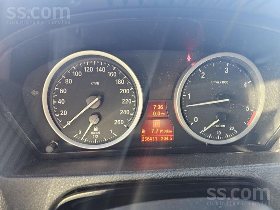 Black BMW X6 2012 in Jelgava, with an engine capacity of 3.00 L and mileage of 257 thousand km for 12800 €, photo 14 on AUTOMOTO.COM.LV